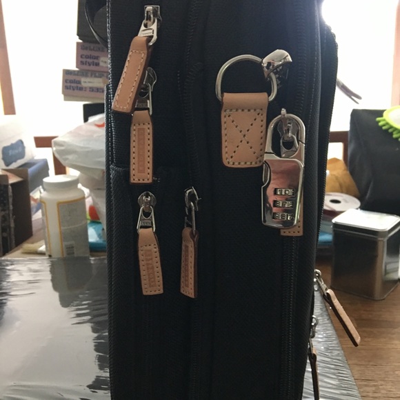 Levenger | Bags | Levenger Brief Bagcomputer Case Never Used | Poshmark
